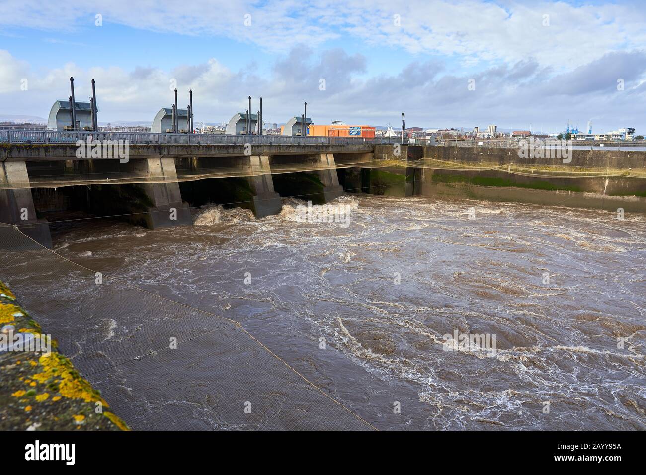 Cardiff Bay barrage after Storm Dennis filled the rivers Taff and Ely ...
