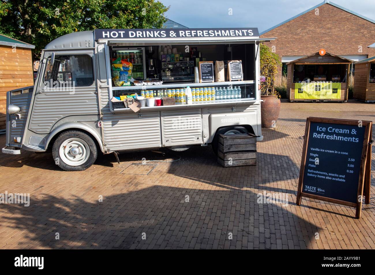 Roadside refreshments van Stock Photo - Alamy
