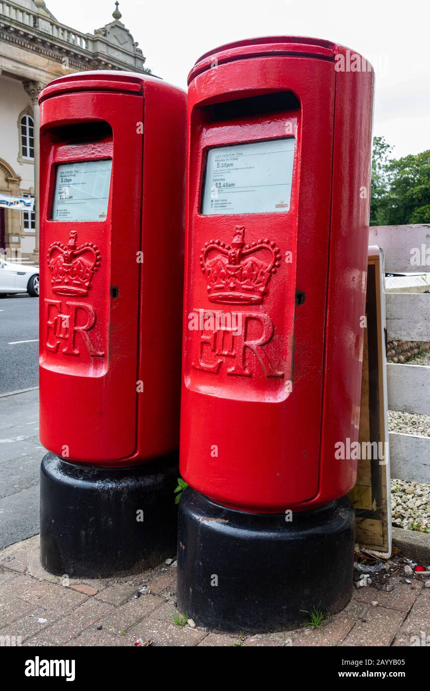 Cylindrical post box hi-res stock photography and images - Alamy