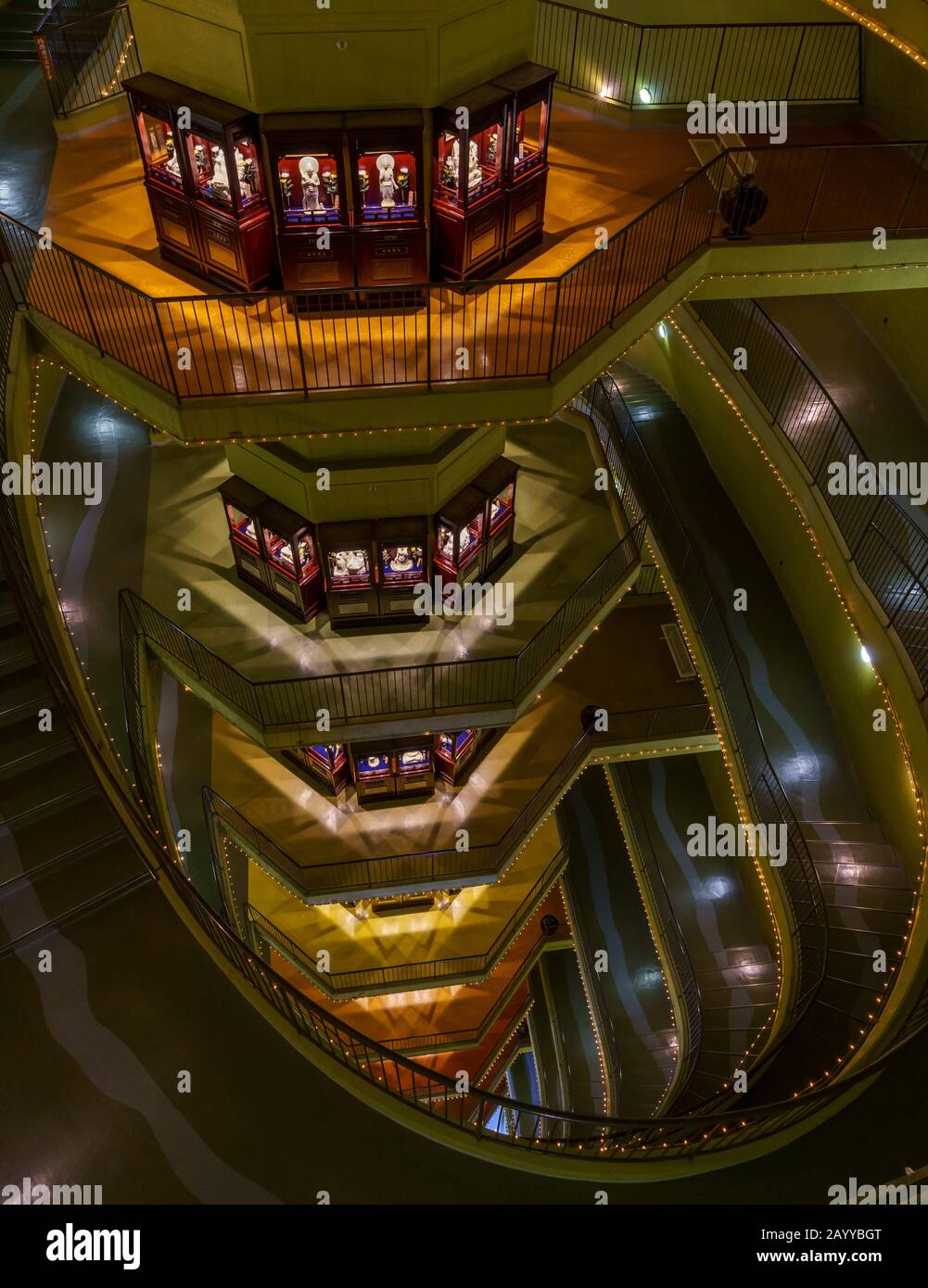 A spiral gallery of Buddha statues inside the 100 meter tall Sendai ...