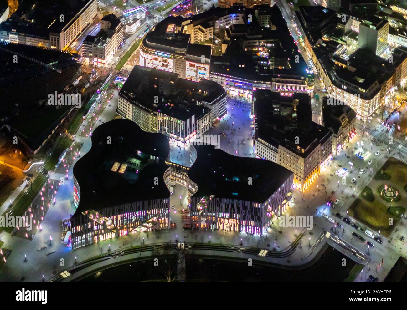 Futuristic night city hi-res stock photography and images - Alamy