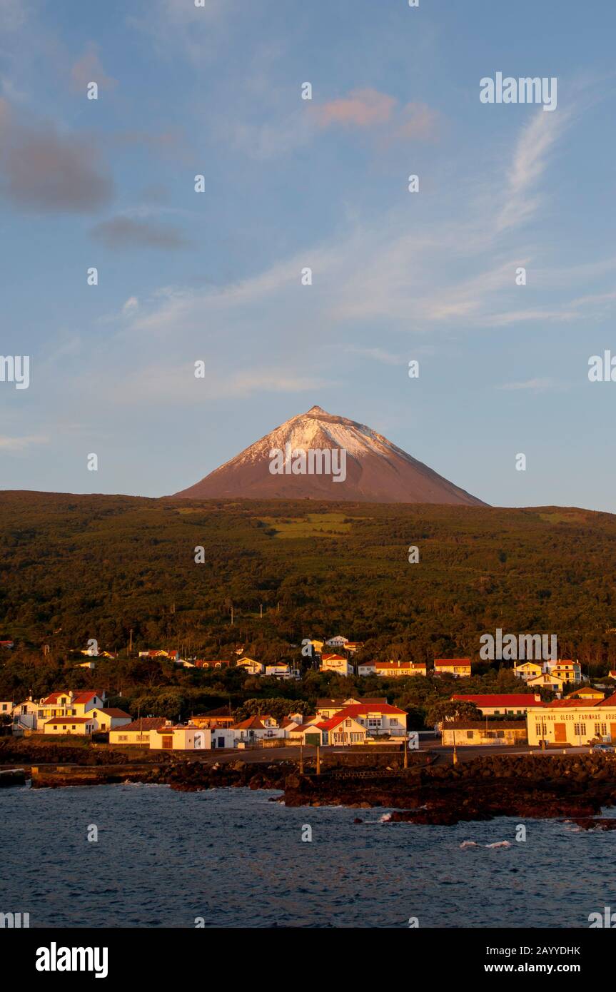 Pico a pico hi-res stock photography and images - Alamy
