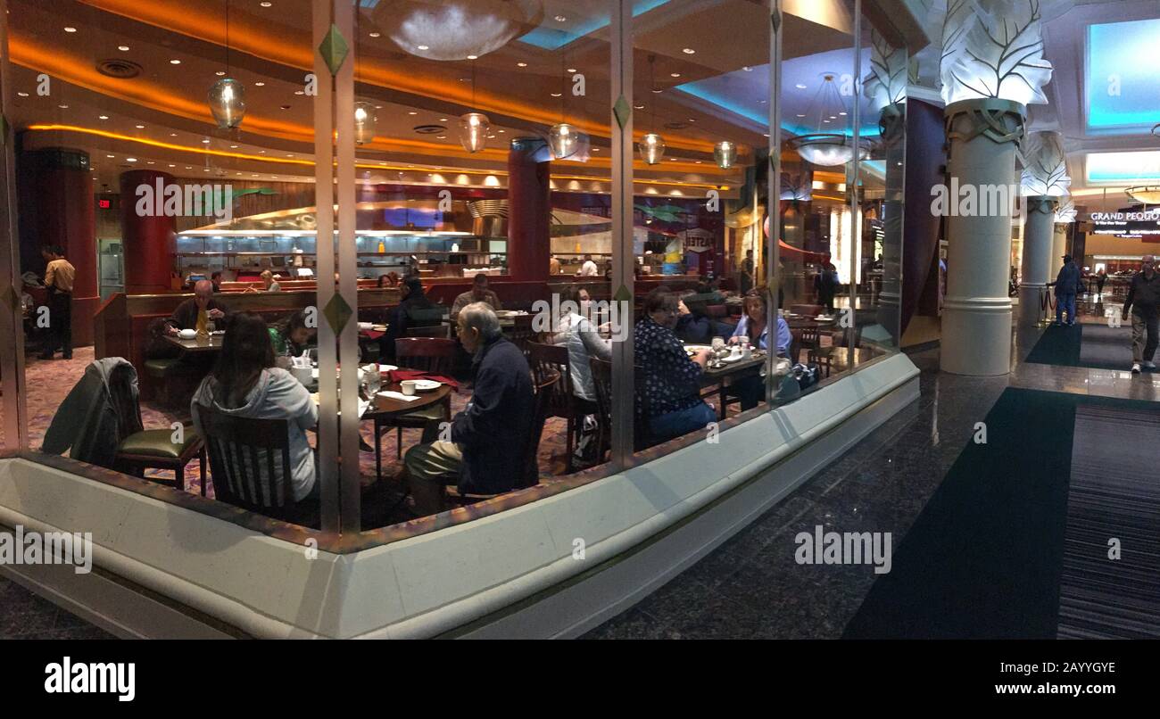 White restaurant cafe menu icon hi-res stock photography and images - Alamy