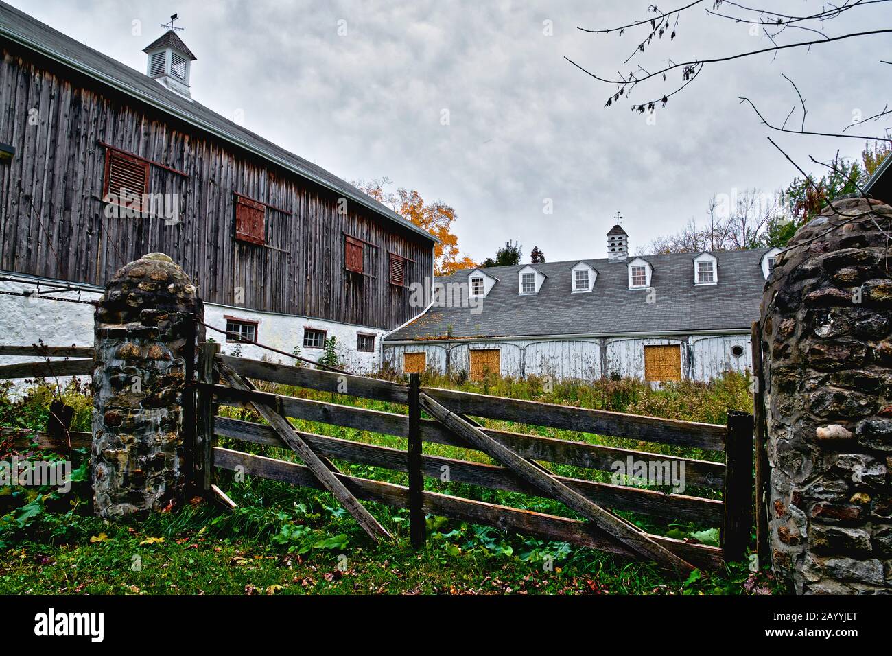 Farm barn in Ontario Stock Photo - Alamy