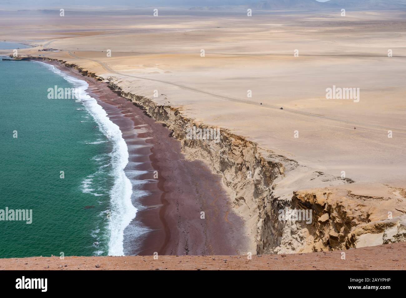 Coastline of the Paracas National Park in Peru Stock Photo - Alamy