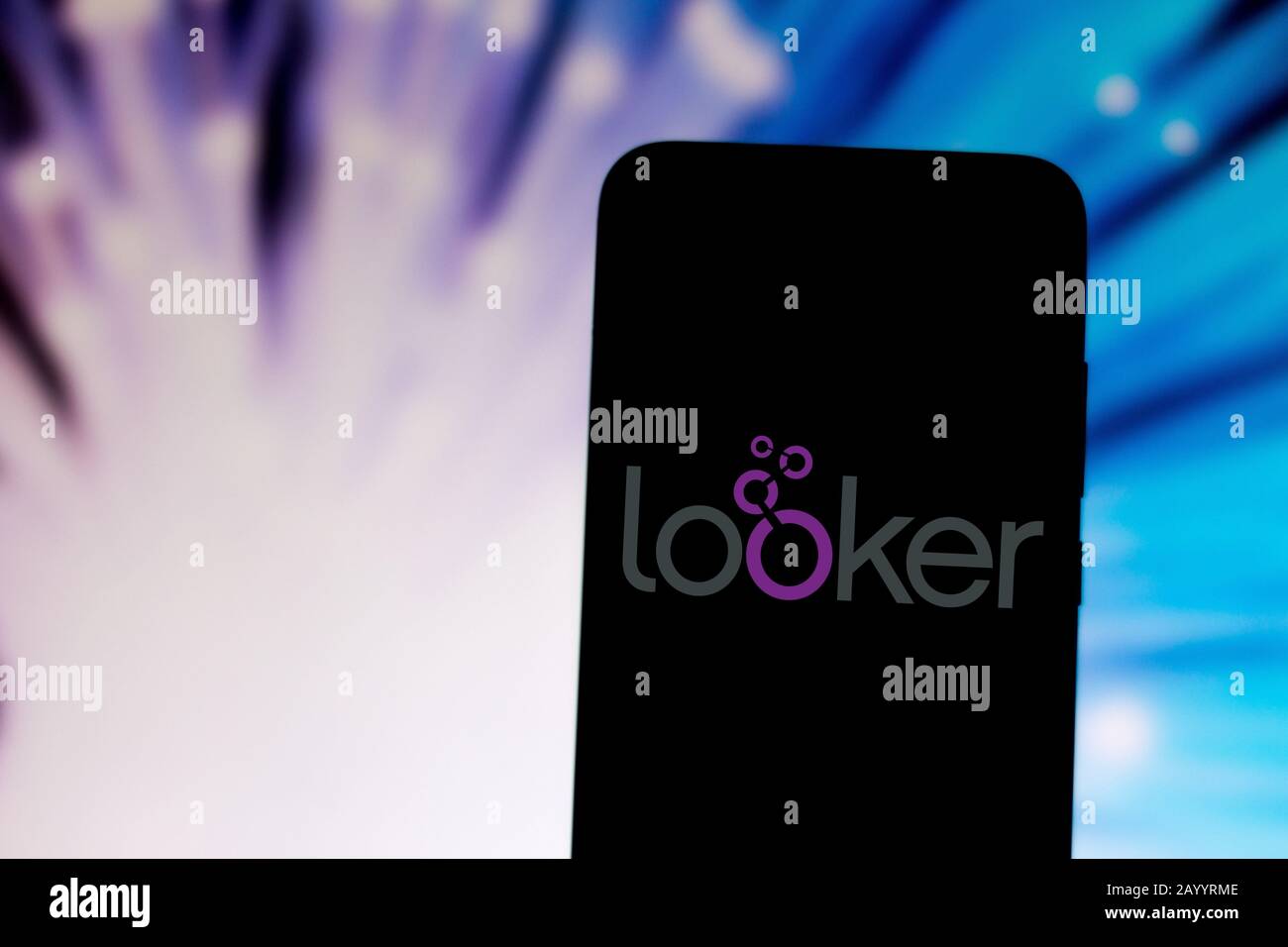 Looker logo hi-res stock photography and images - Alamy