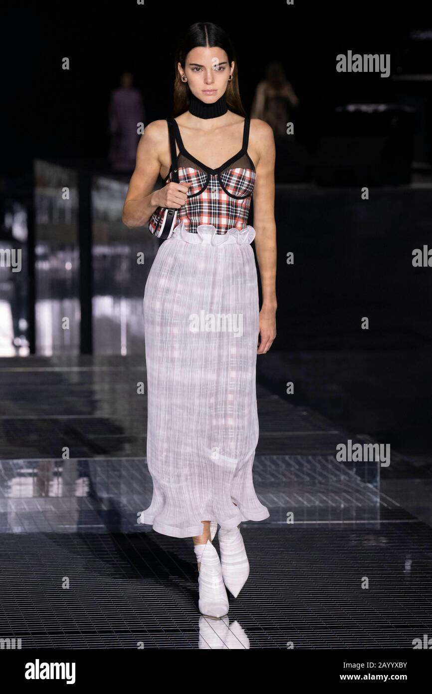Kendall Jenner at BURBERRY AW20 Runway during London Fashion Week ...