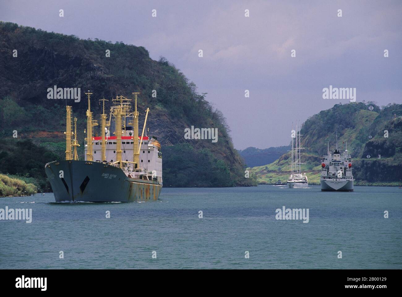 Ships passing through the Gaillard Cut of the Panama Canal in Panama ...