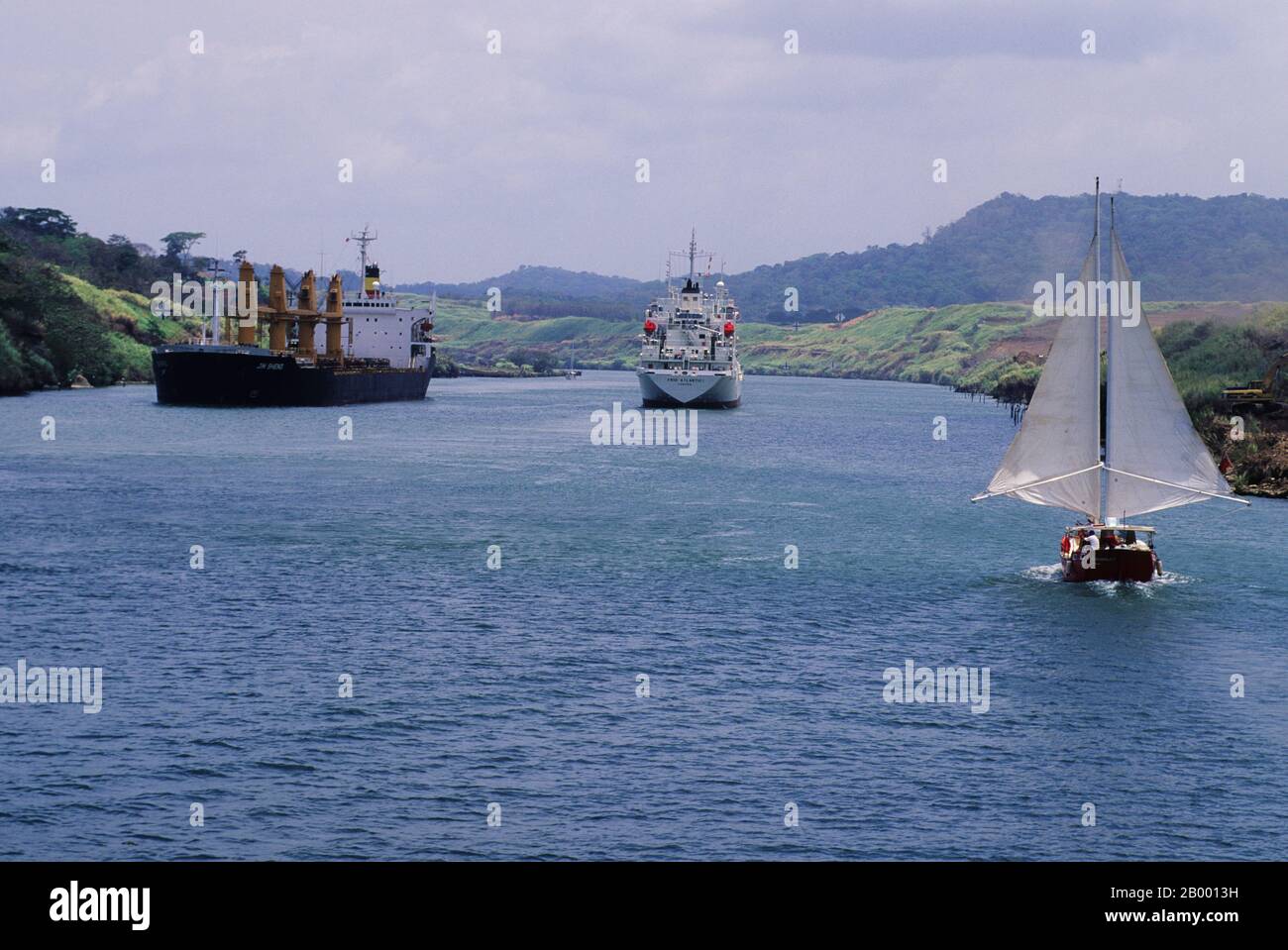 Ships passing through the Gaillard Cut of the Panama Canal in Panama ...