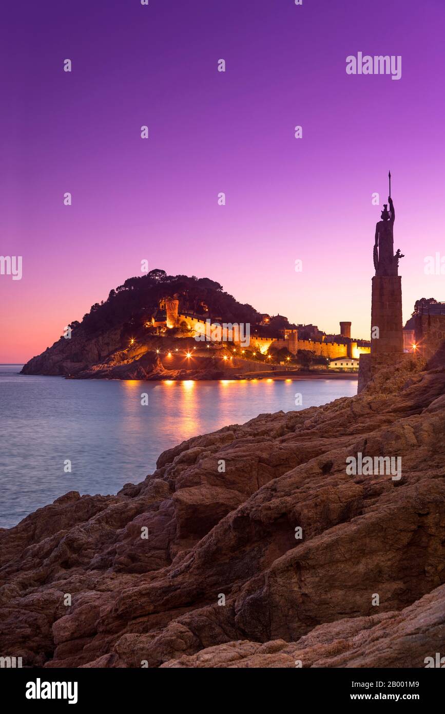CASTLE OLD TOWN MINERVA STATUE (© FREDERIC MARES 1970) TOSSA DE MAR ...