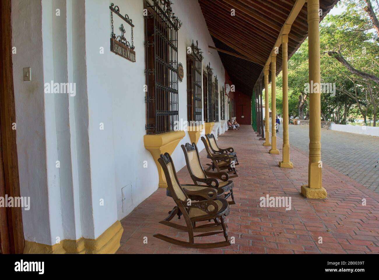 Rocker chairs hi-res stock photography and images - Alamy