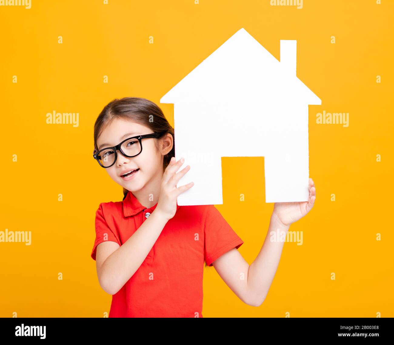 Child model house hi-res stock photography and images - Alamy