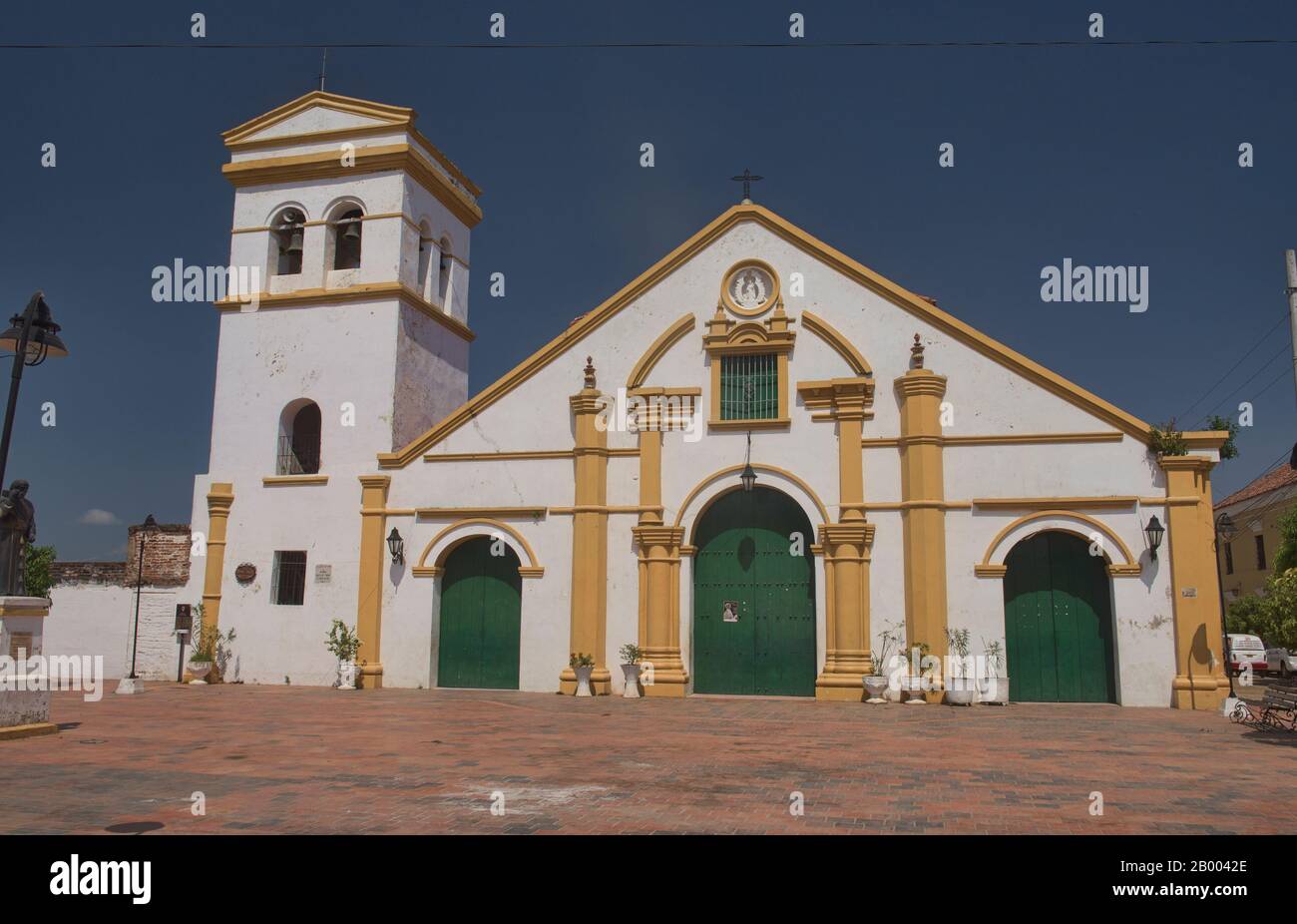 Iglesia de Santo Domingo in colonial Santa Cruz de Mompox, Bolivar ...