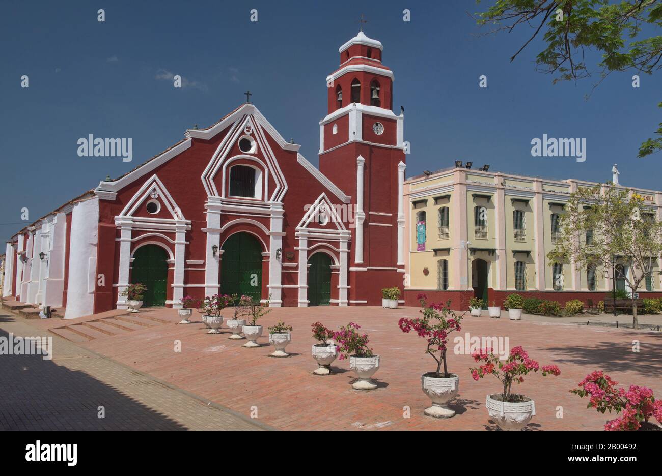 Iglesia de San Francisco in colonial Santa Cruz de Mompox, Bolivar ...