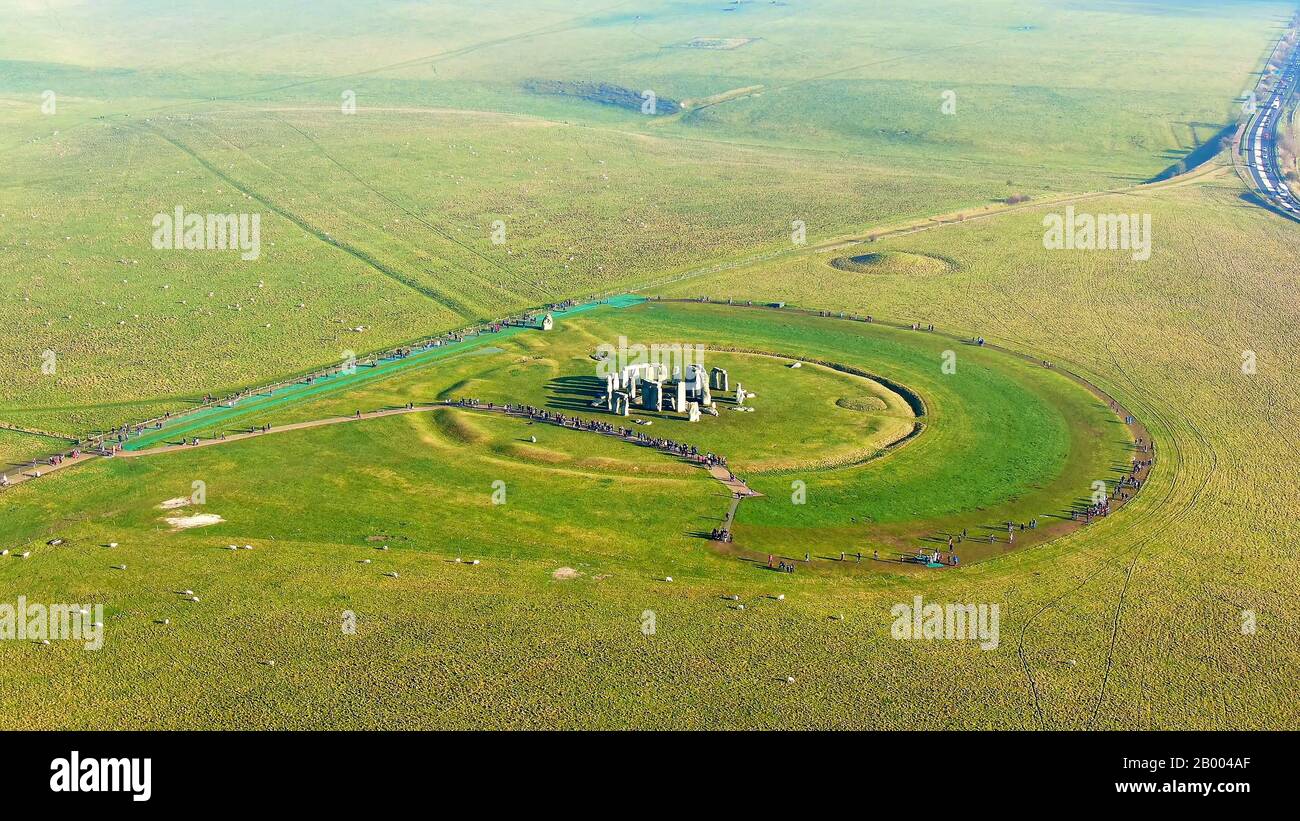 Aerial view stonehenge landscape hi-res stock photography and images ...