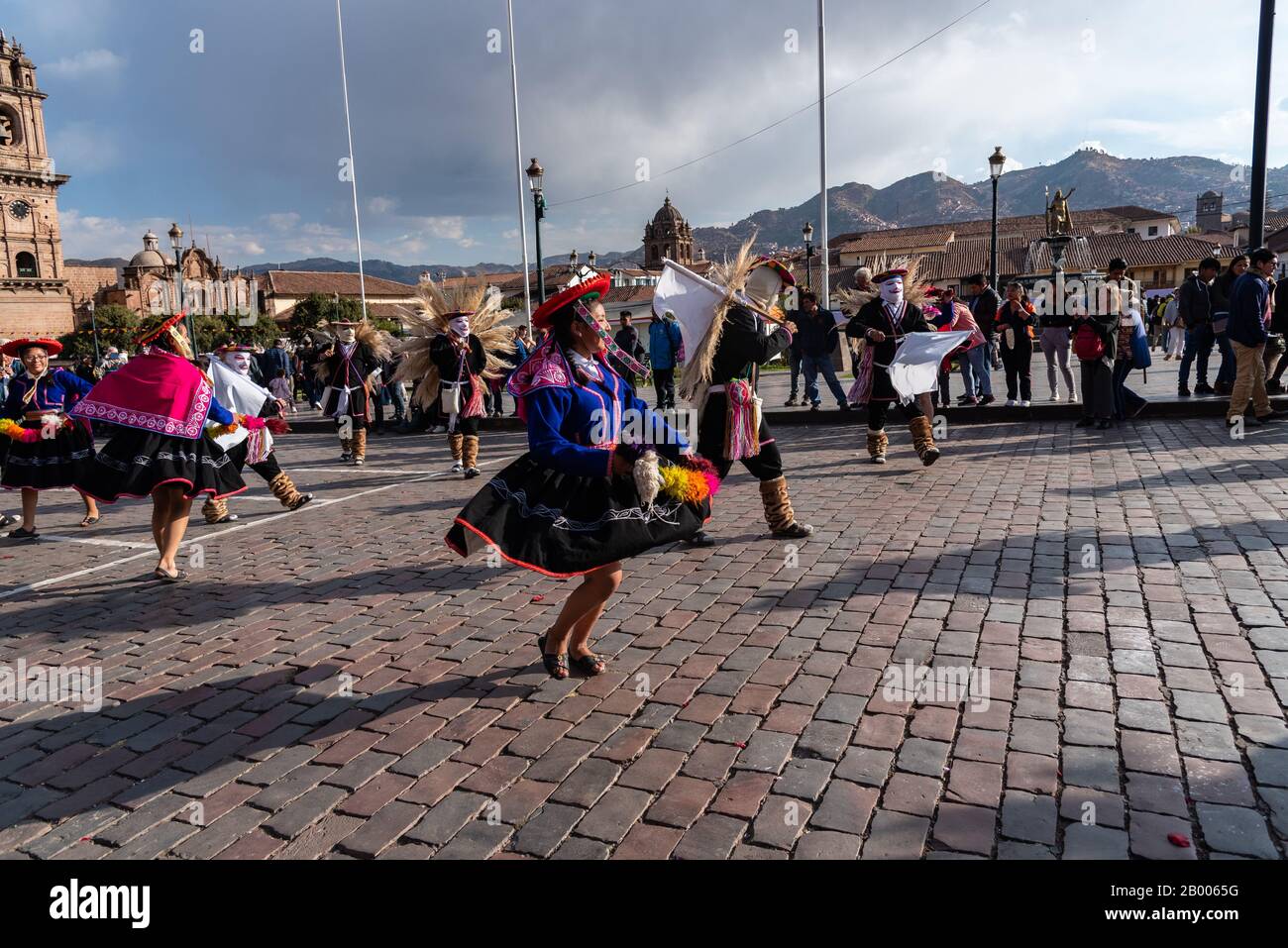 Inca women peru andes hi-res stock photography and images - Alamy