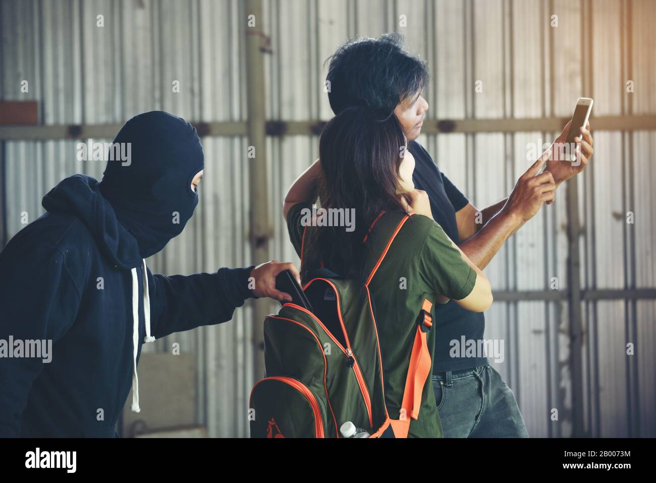 Robbery man using gun hi-res stock photography and images - Alamy