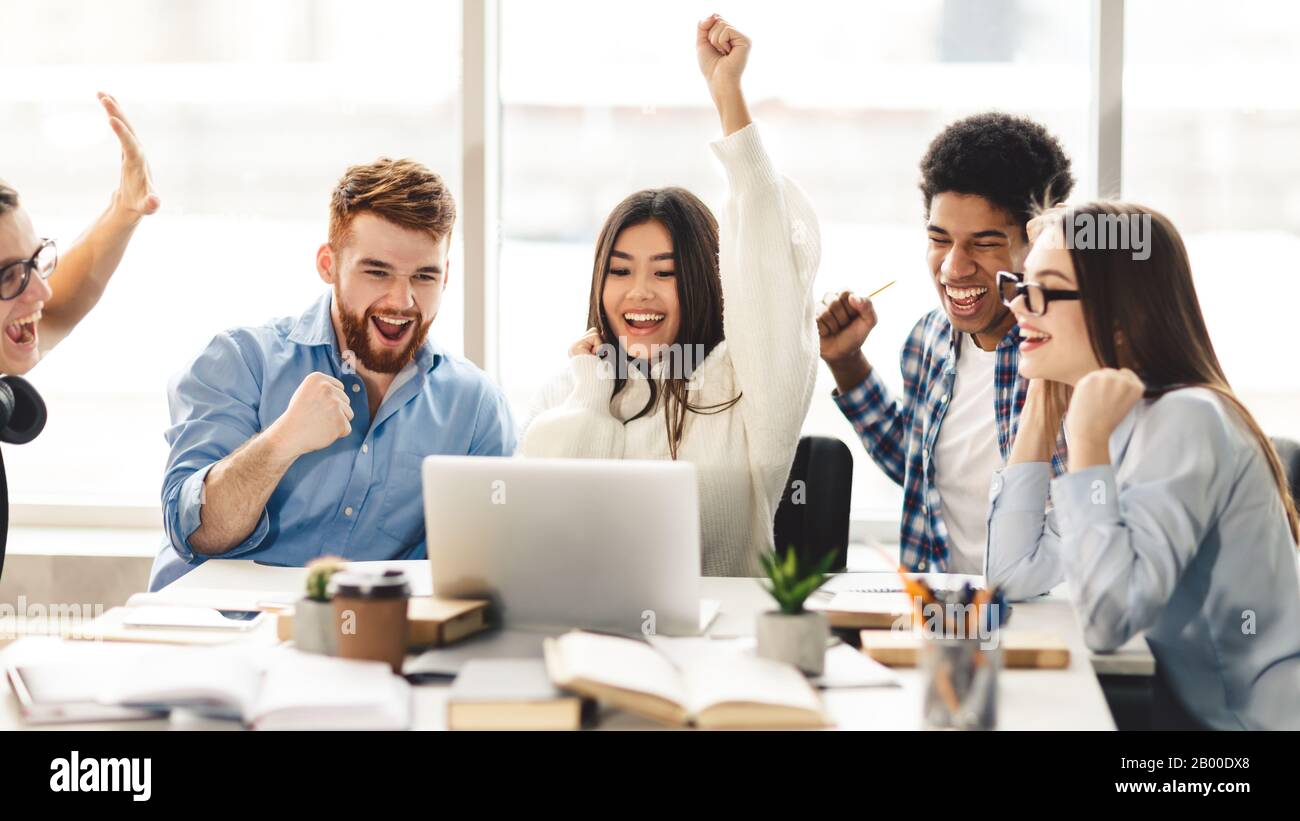 Students celebrating exam success hi-res stock photography and images ...