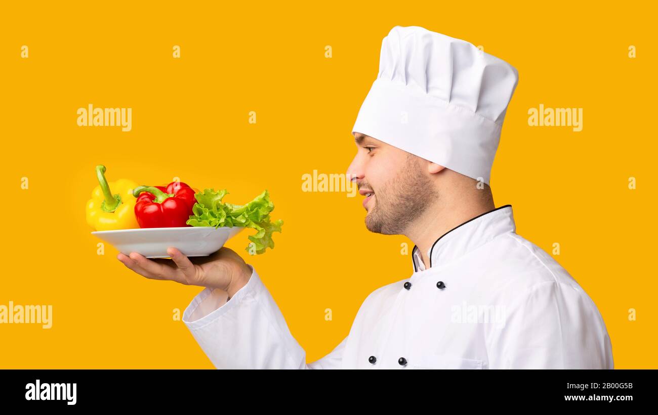Side view professional cook hi-res stock photography and images - Alamy
