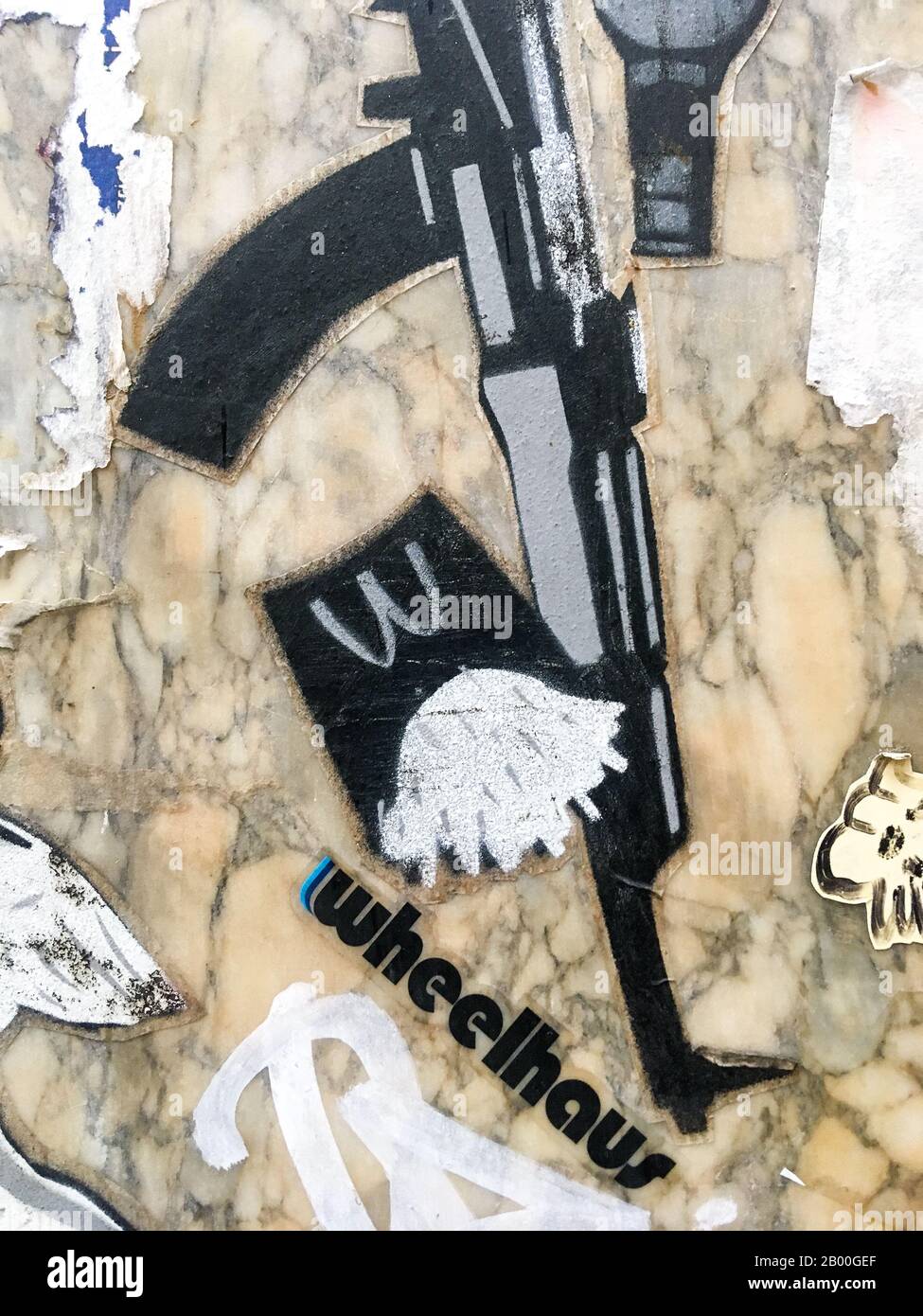 Kalachnikov hi-res stock photography and images - Alamy