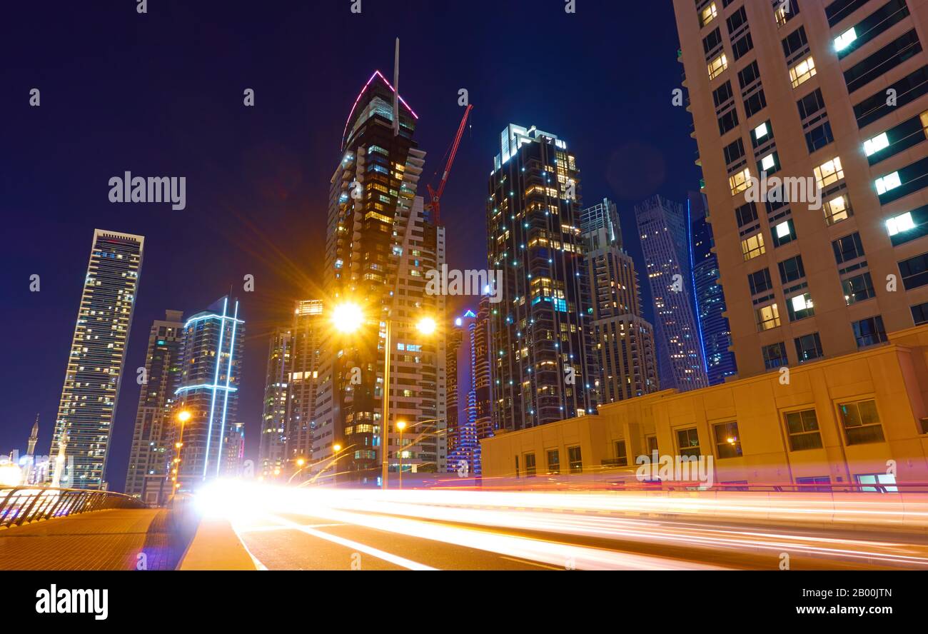 Dubai urban street hi-res stock photography and images - Alamy