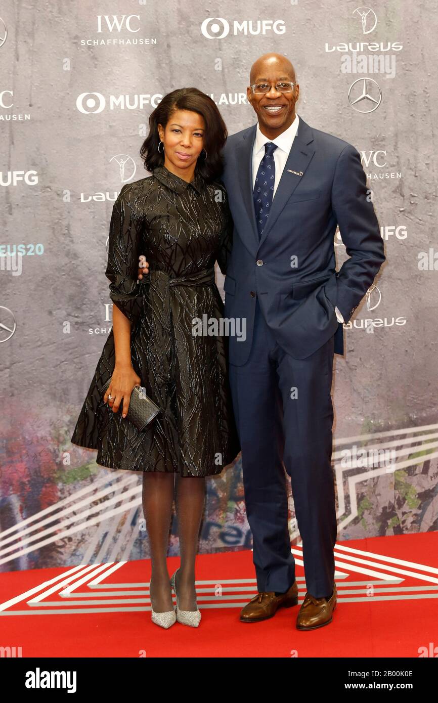 Berlin, Deutschland. 17th Feb, 2020. Edwin Moses and companions on the ...