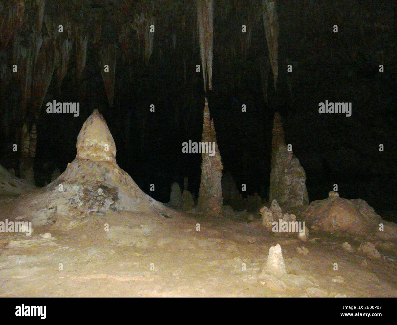 Yemen: Socotra Island (Suqutra Island), Hawk Cave in Hala, East of ...