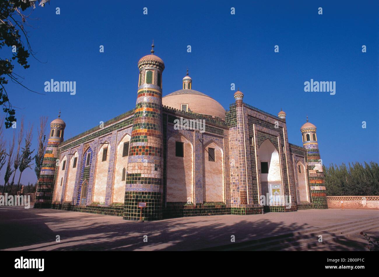China: The tomb of Abakh Khoja, 17th century Sufi mystic, Kashgar ...