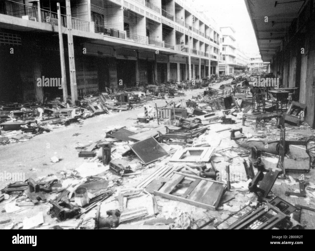 Cambodia: Khmer Rouge Aftermath: An abandoned street in Phnom Penh ...