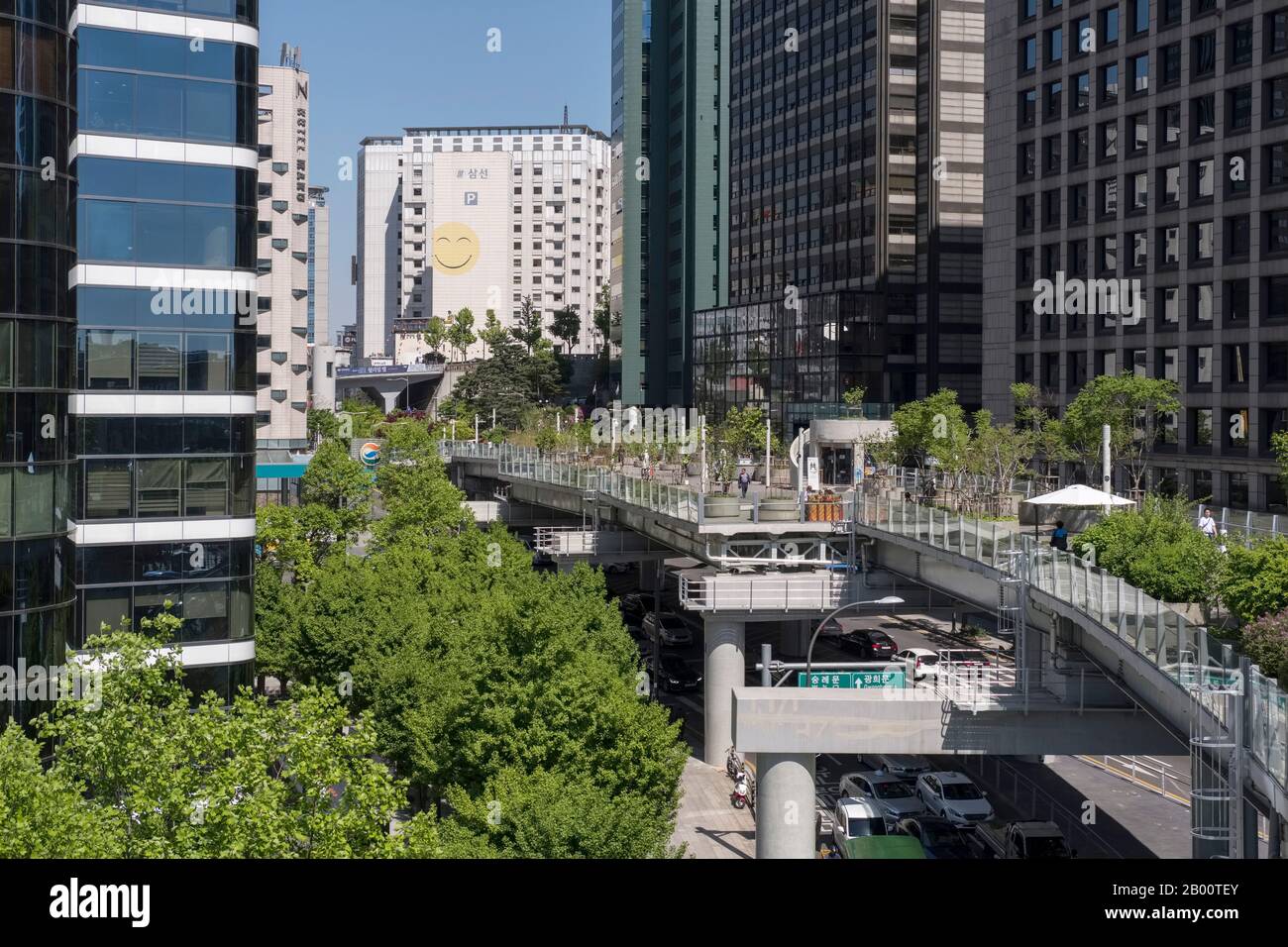 South Korea, Seoul: Seoullo 7017, former highway overpass converted ...
