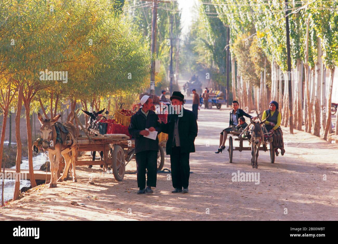 China: A typical Uighur oasis town scene near Kashgar, Xinjiang. Around ...