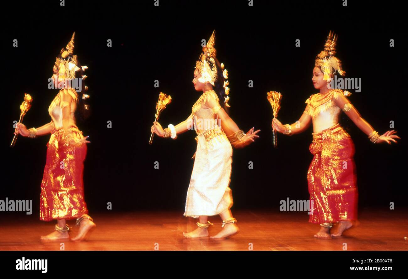 Cambodia: Dancers, Royal Ballet of Cambodia, Phnom Penh Khmer classical ...