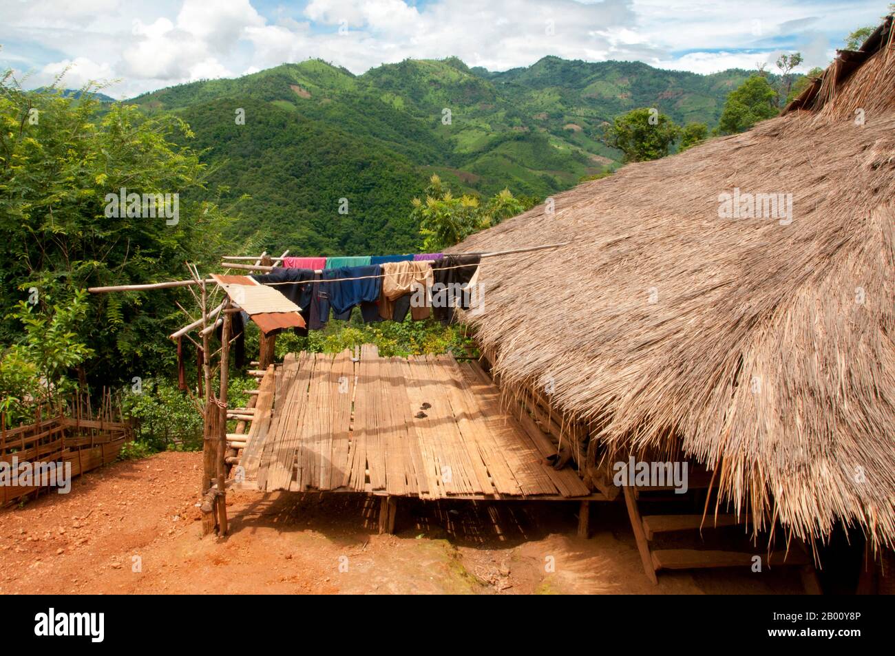 Thailand: Traditional Akha housing, Ban Huai Kee Lek, Chiang Rai ...