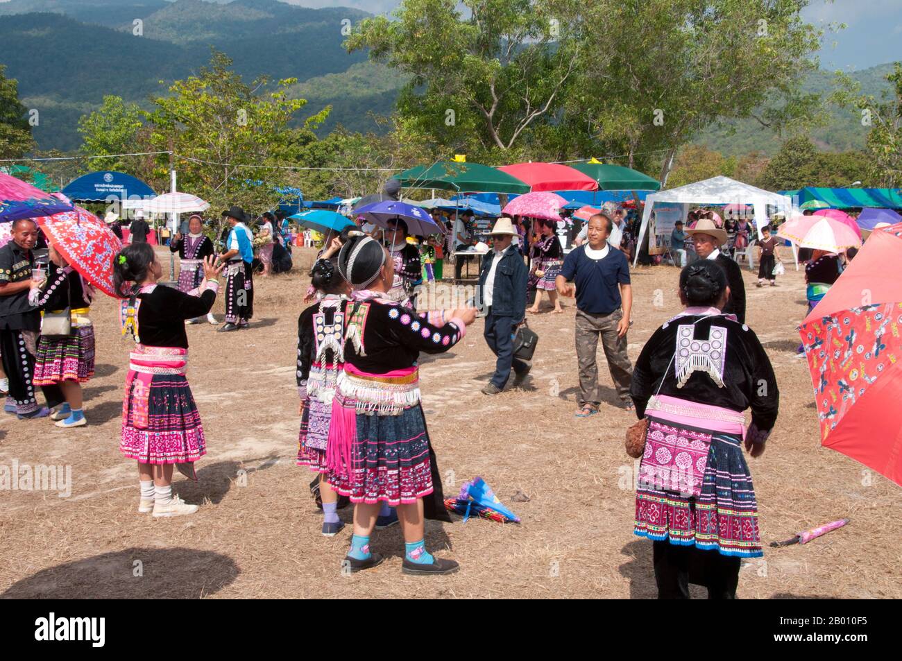 Hmong New Year Ball Toss