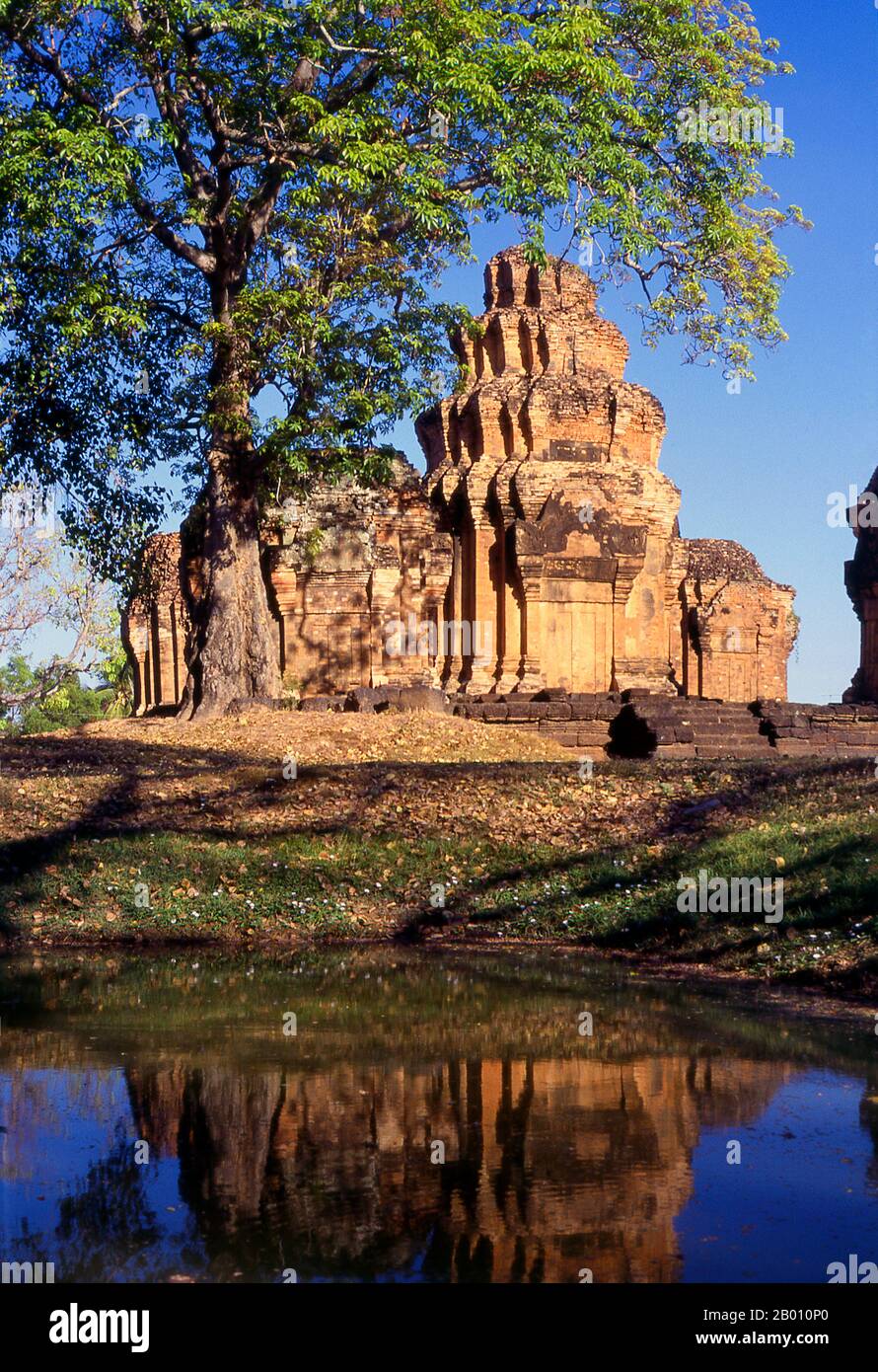 Thailand: The brick prangs of Prasat Sikhoraphum, Surin Province ...