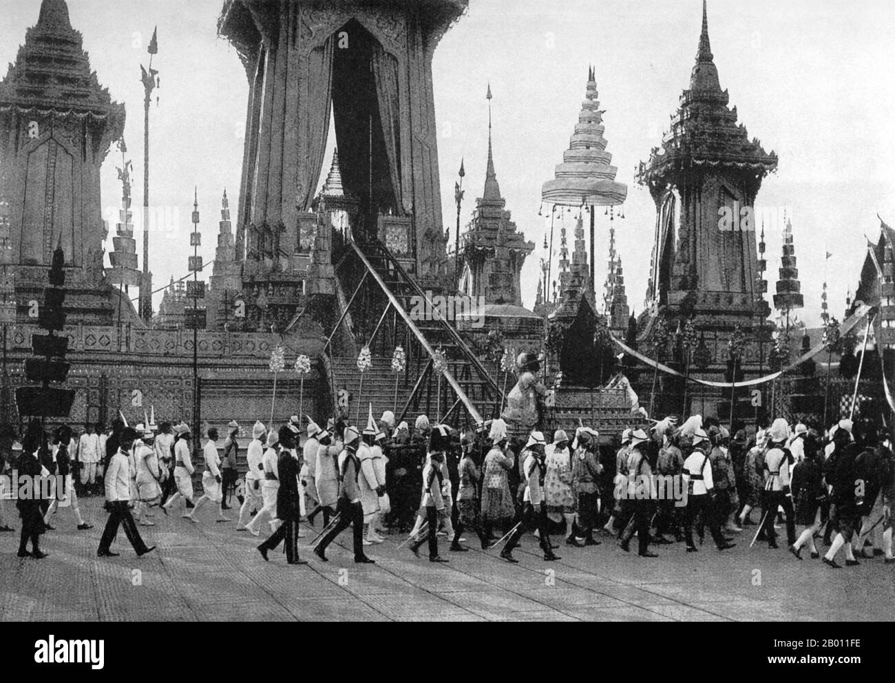 Buddhism funeral kneeling hi-res stock photography and images - Alamy