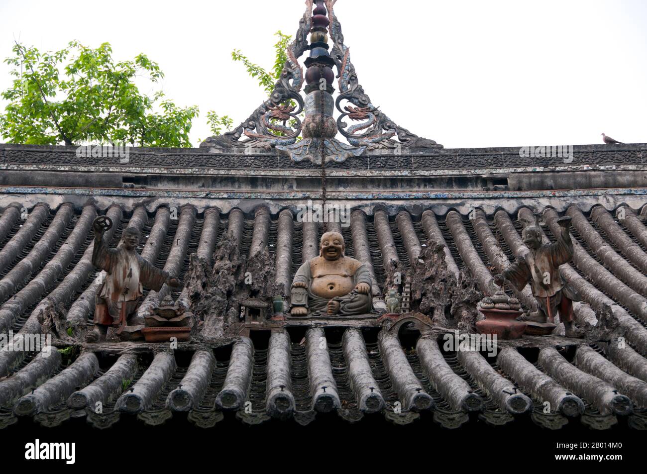China: Roof detail, Wuhou Ci (Wuhou Ancestral or Memorial Hall ...