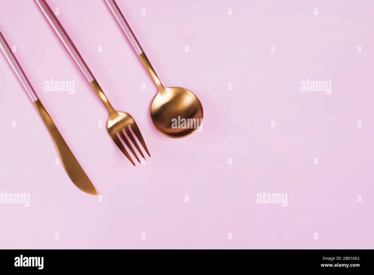 Cutlery golden spoon hi-res stock photography and images - Alamy