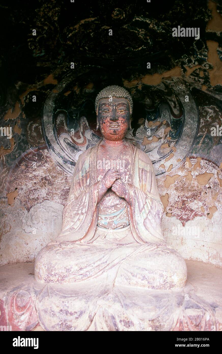 China: Buddha, Maiji Shan Grottoes, Tianshui, Gansu Province. Maijishan ...