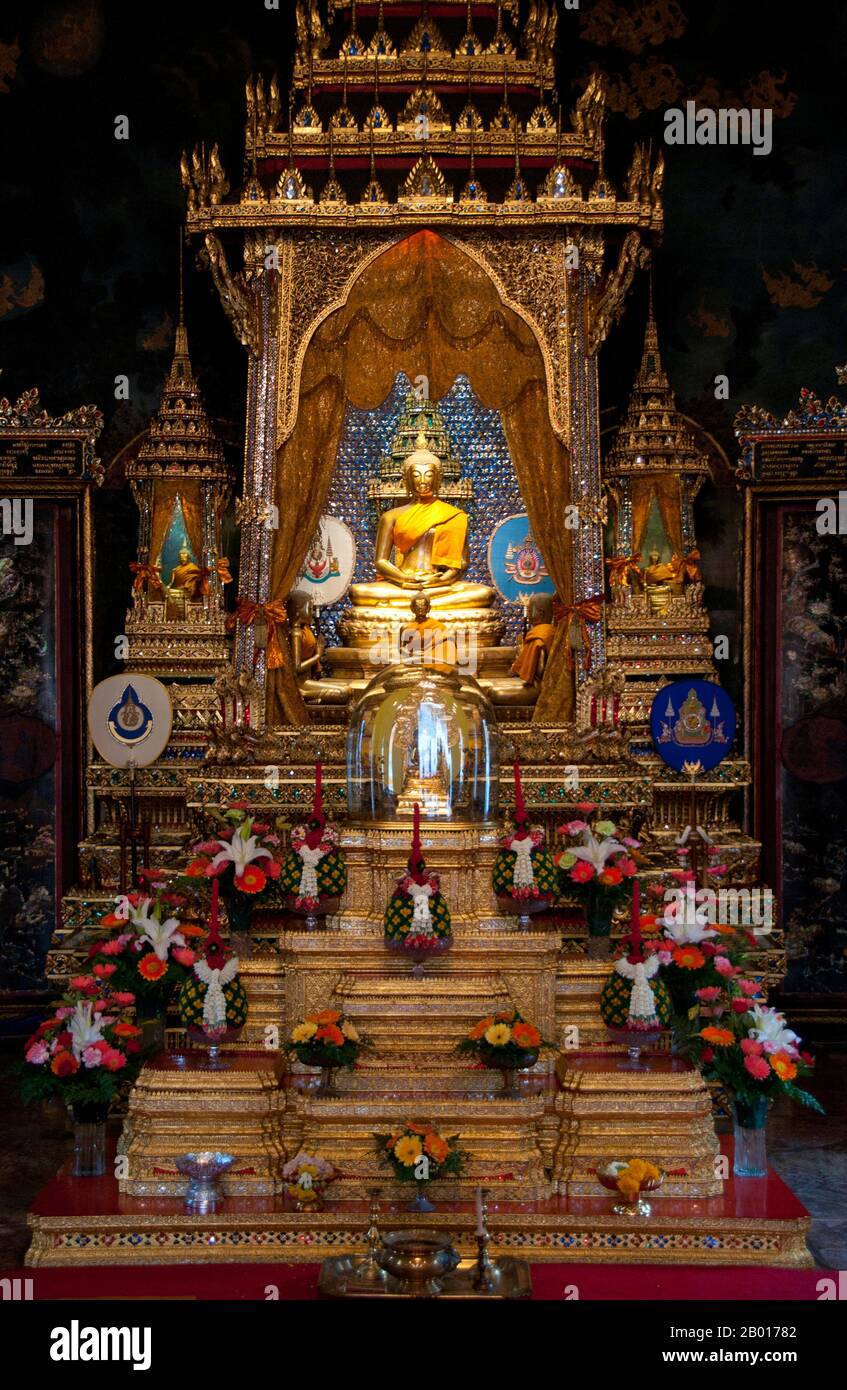 Thailand: Buddha in the main viharn, Wat Ratchapradit, Bangkok. Wat ...