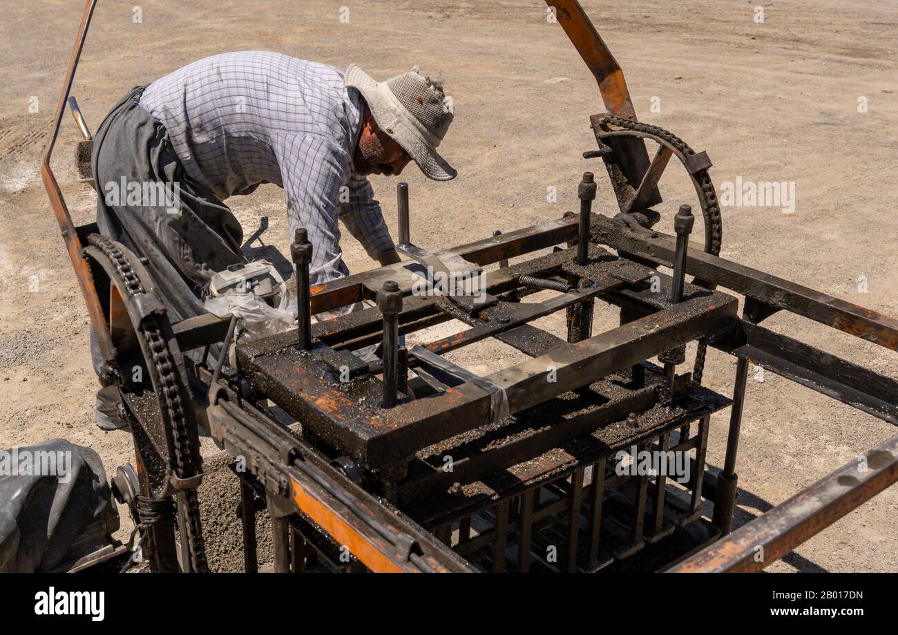 Brick making machine hi-res stock photography and images - Alamy
