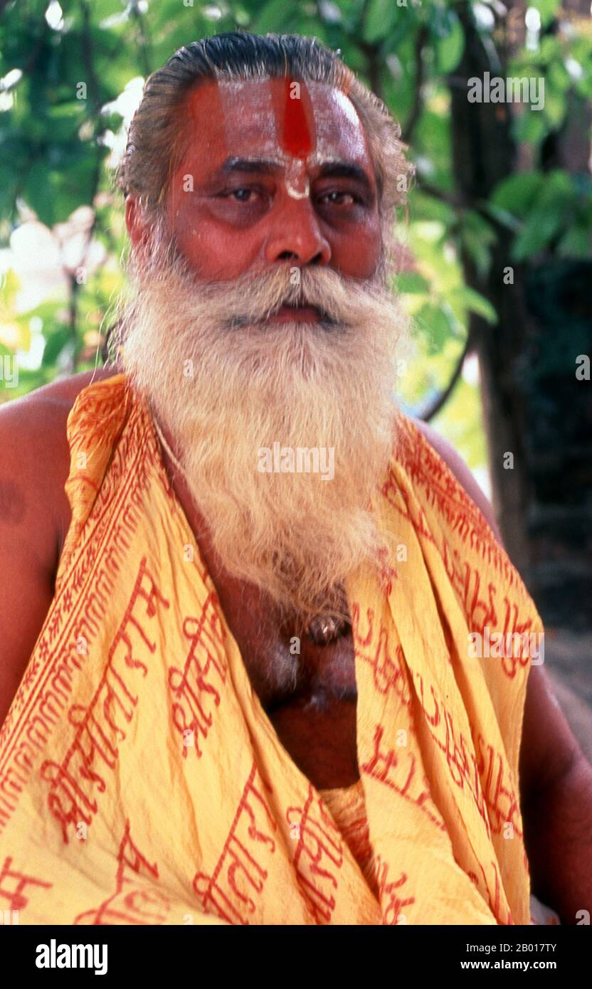Hindu saints hi-res stock photography and images - Alamy