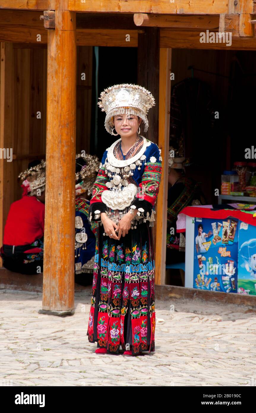 China: Miao woman in the village of Langde Shang, southeast of Kaili ...