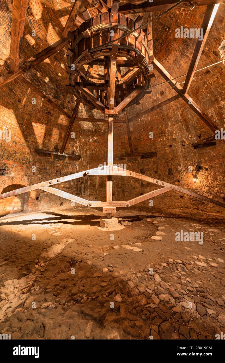 Almadén village hi-res stock photography and images - Alamy