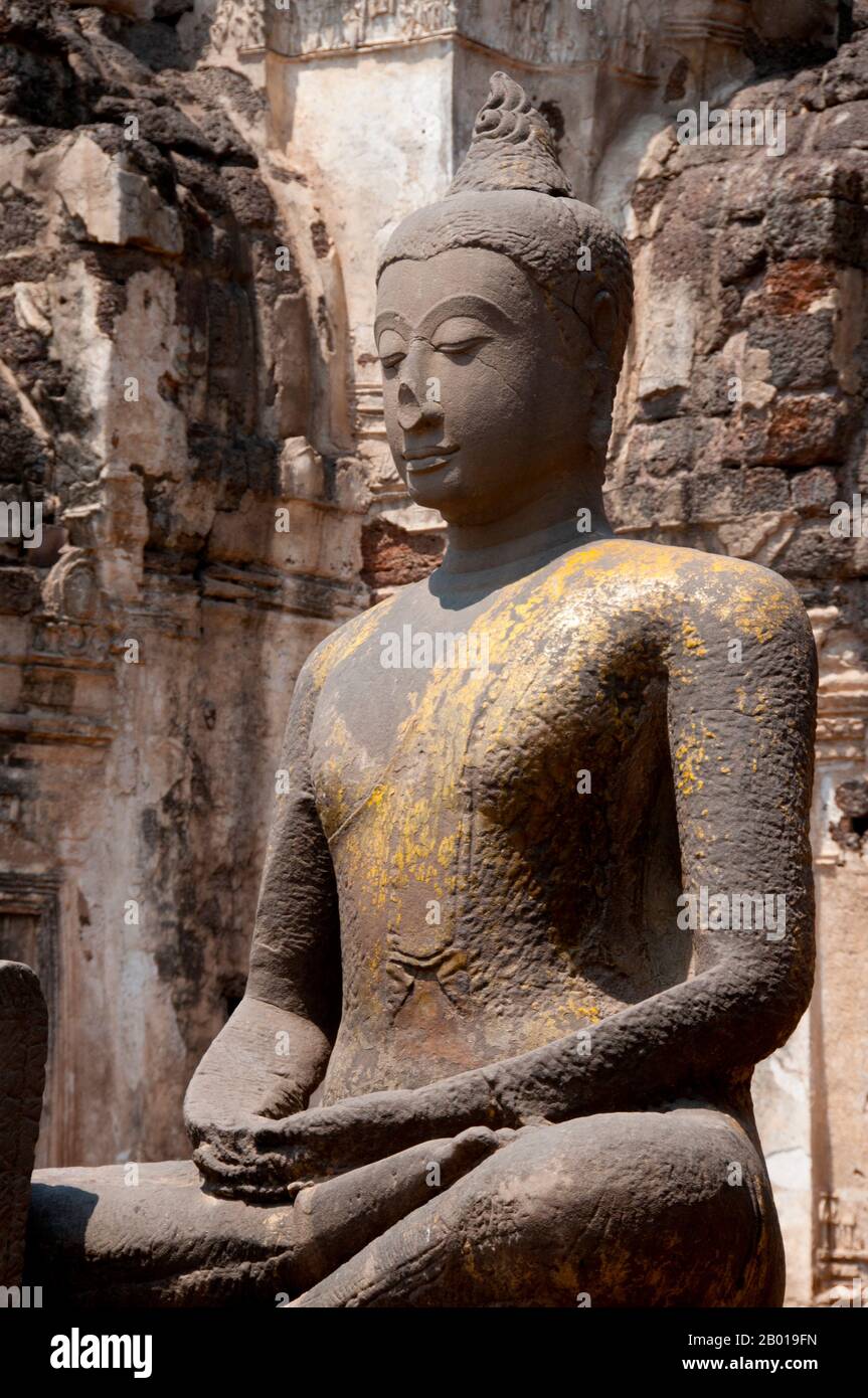 Thailand: Buddha, Prang Sam Yot (a Khmer temple), Lopburi. Prang Sam ...