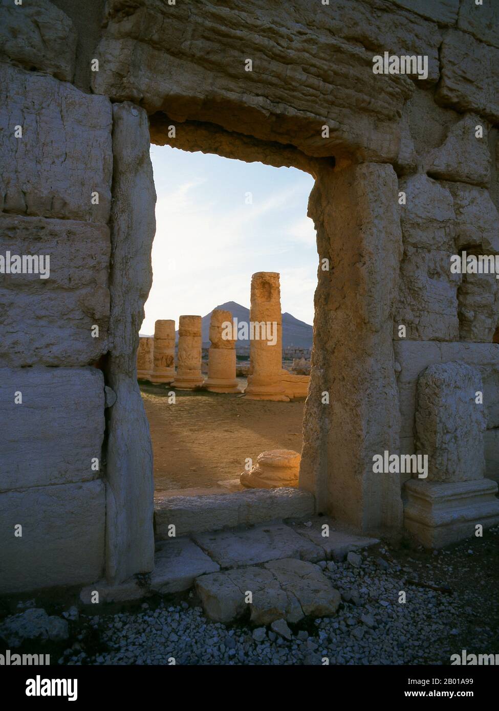 Damascus ruins hi-res stock photography and images - Alamy