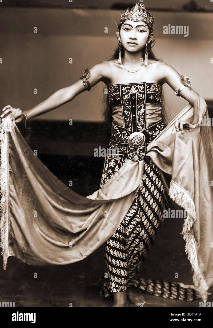 Indonesia: A Javanese srimpi dancer at the court of the Sultan of ...