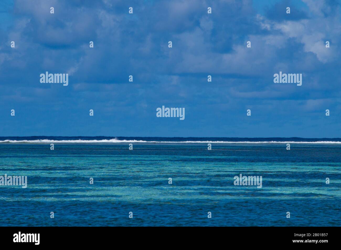 Maldives: The reef southwest of Maradhoo Island, Addu Atoll (Seenu ...