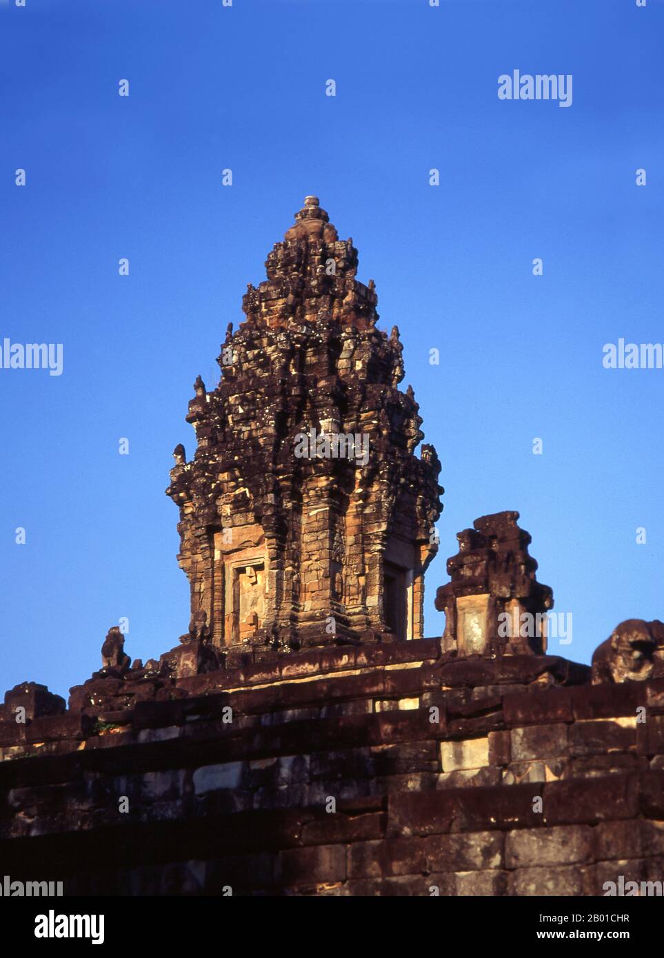 Cambodia: The main tower in the central sanctuary, Bakong temple ...