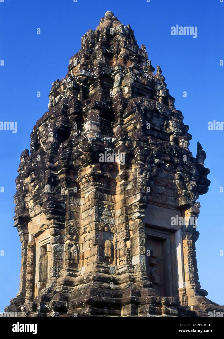 Cambodia: The main tower in the central sanctuary, Bakong temple ...